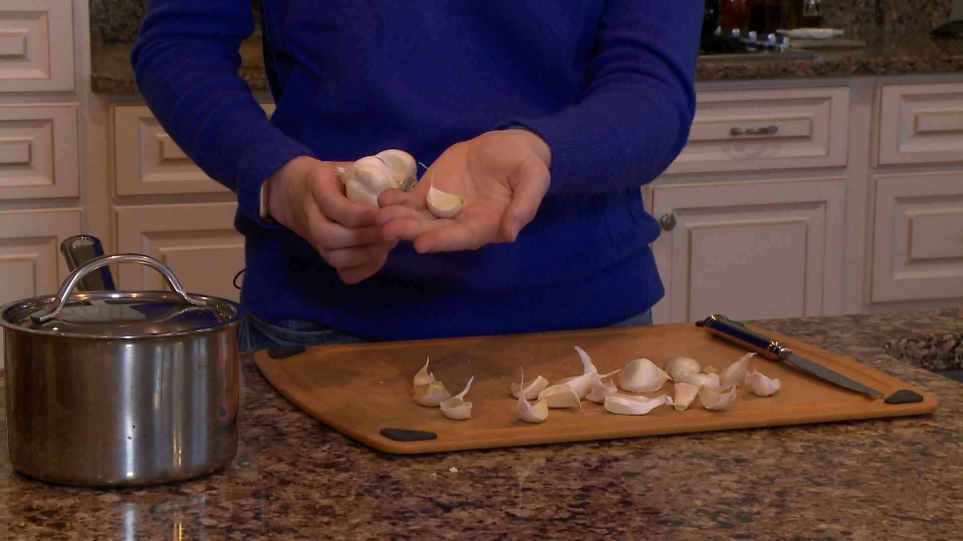 Kitchen Tip: Garlic Peel - Teen Kids News