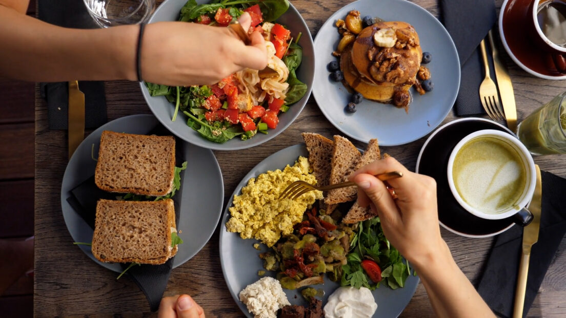 Smelly Foods & You - Teen Kids News